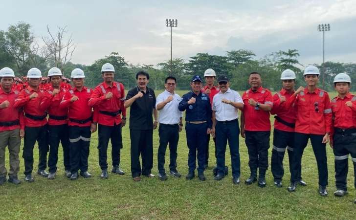 Esai Paradoks Sawit Riau Bawa Mahasiswa UIN Suska Raih Penghargaan Nasional