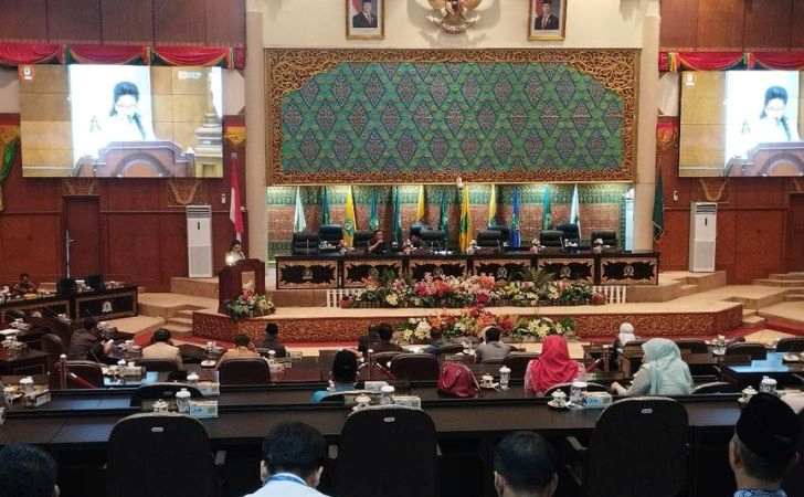 Fraksi DPRD Riau Paparkan Pandangan Umum Penyusunan RPJMD 2025-2029