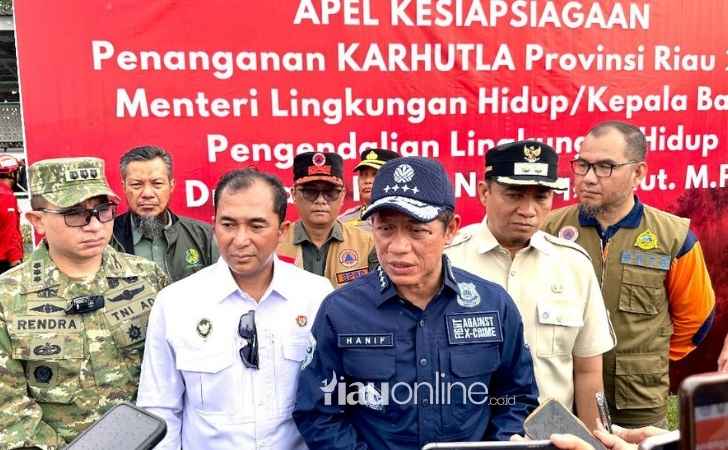 Esai Paradoks Sawit Riau Bawa Mahasiswa UIN Suska Raih Penghargaan Nasional