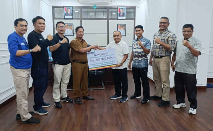 APRIL Dukung Pacu Jalur 2025 dengan Bantuan Lebih dari Rp700 Juta